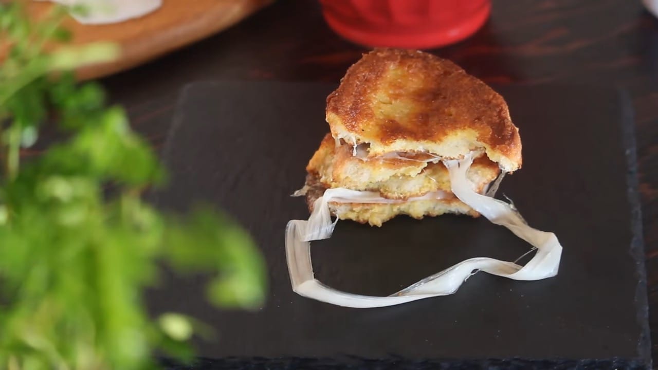 Italian Mozzarella in Carrozza Sandwich - Bon apetit